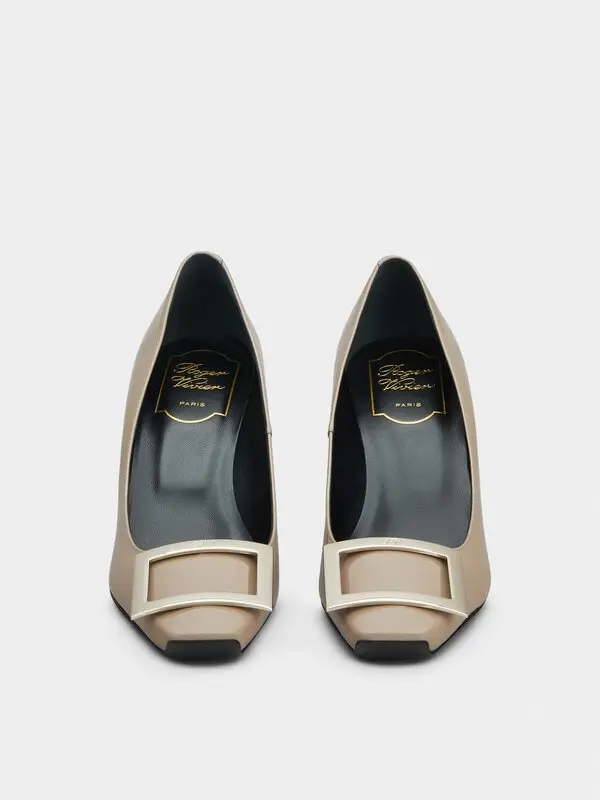 ROGER VIVIER Trompette Pumps In Patent Leather - Beige