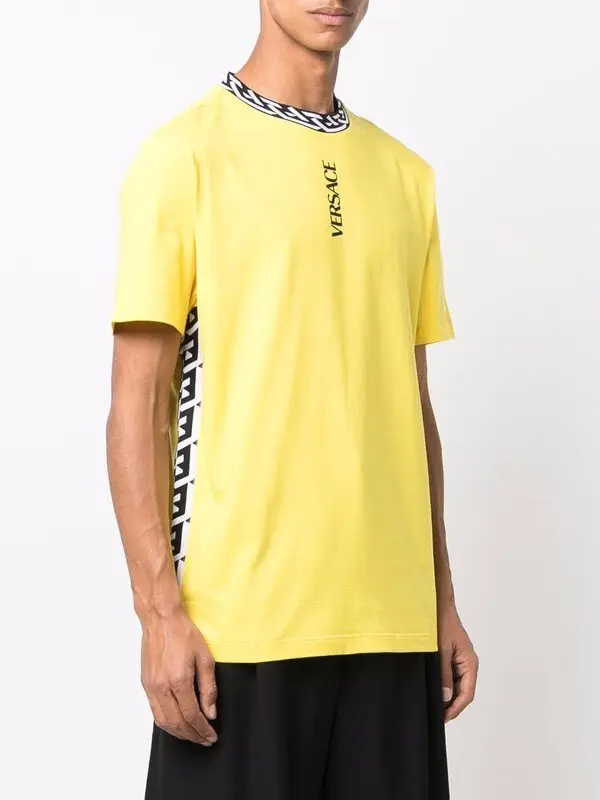 トップス VERSACE La Greca Trim T-shirt Versace La Greca Trim T-Shirt In Yellow - 50% Off | Editorialist