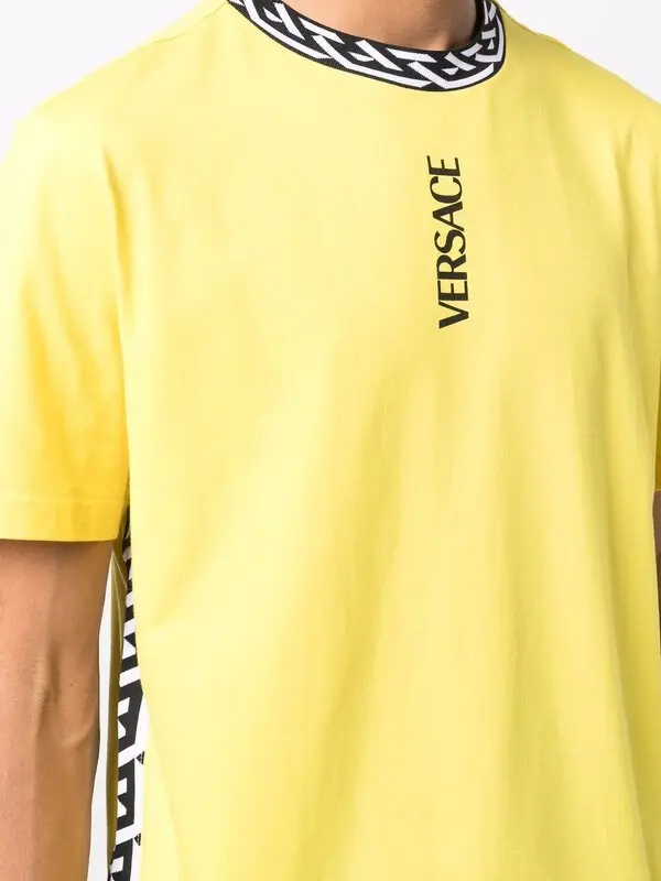 トップス VERSACE La Greca Trim T-shirt Versace La Greca Trim T-Shirt In Yellow - 50% Off | Editorialist