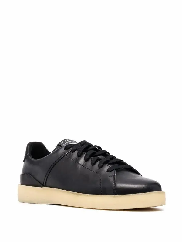 Clarks Low-top Leather Sneakers