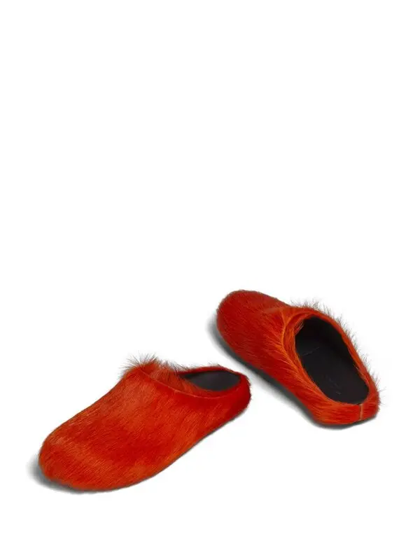 Marni Long Hair Calfskin Fussbett Sabots - Orange