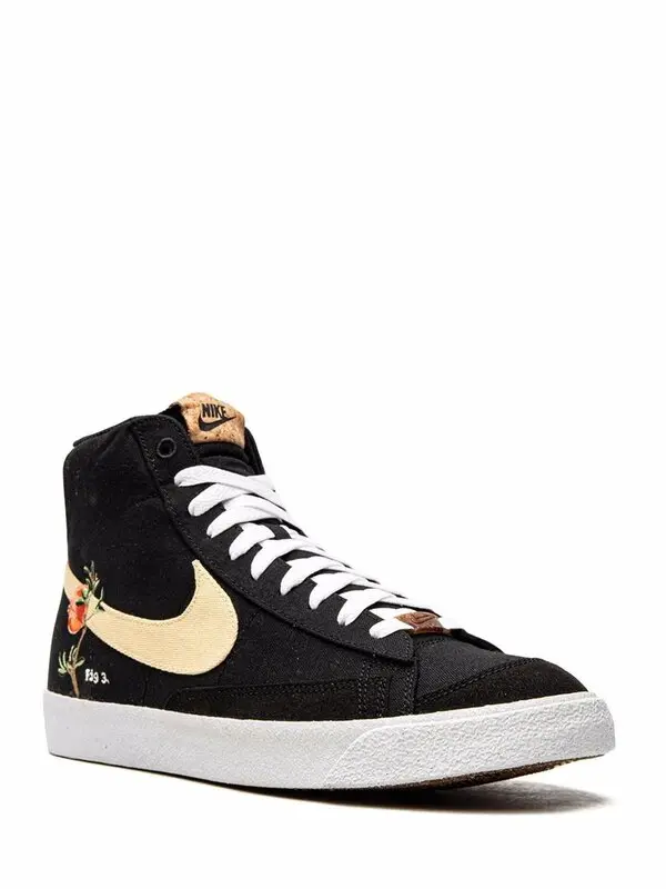 Nike Blazer Mid 77 Pomegranate Sneakers - Black