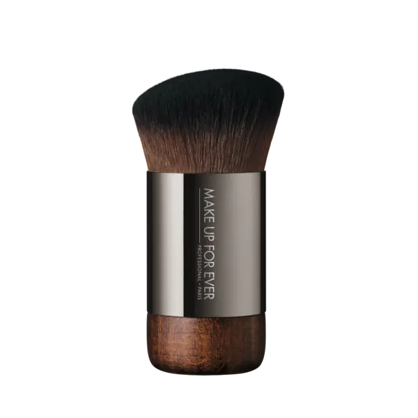 MAKE UP FOR EVER Buffing Foundation Brush - One-color