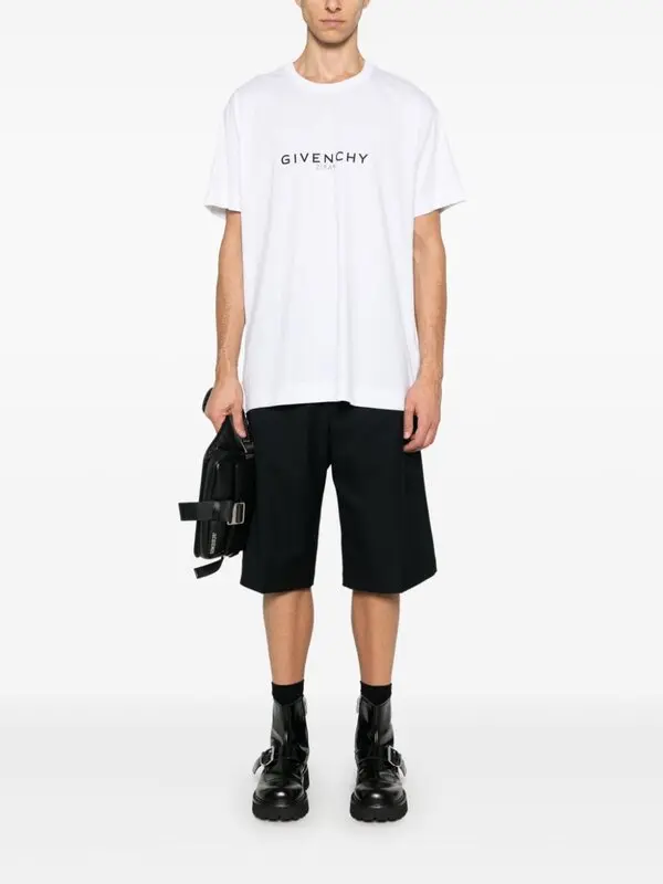 Givenchy Reverse T-shirt