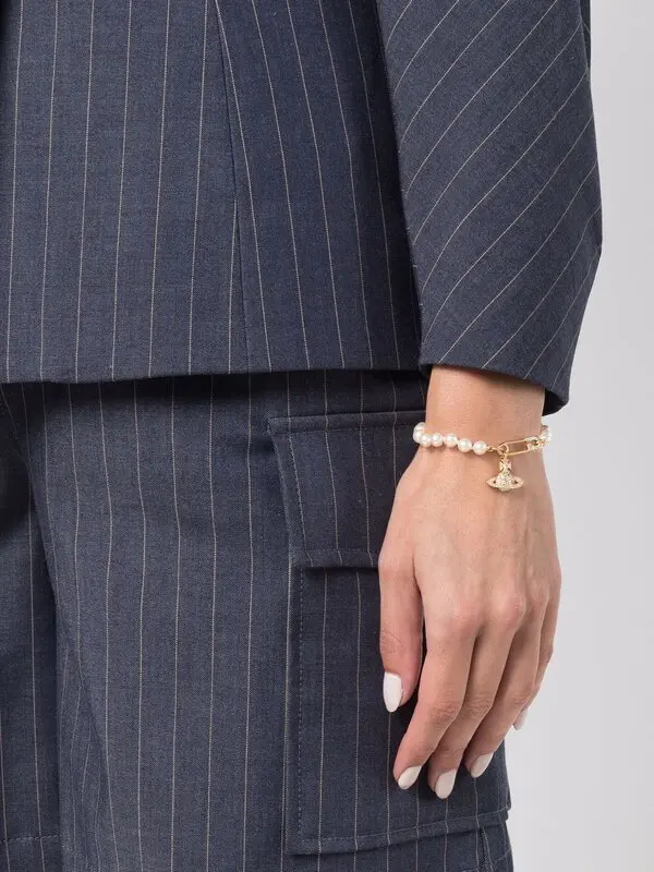 VIVIENNE WESTWOOD Pearl Safety Pin Orb Bracelet