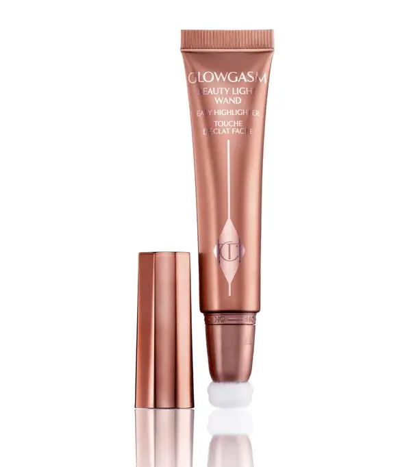 Charlotte Tilbury Glowgasm Beauty Light Wand Highlighter - Metallic