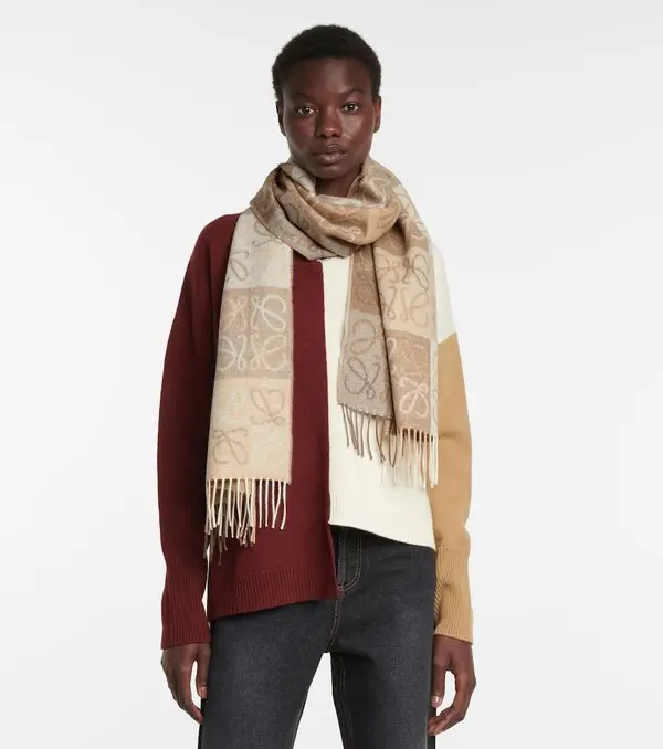 Loewe Anagram Wool And Cashmere Scarf - Beige