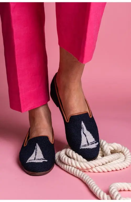 BYPAIGE By Paige Needlepoint Sailboat Flat - White/navy