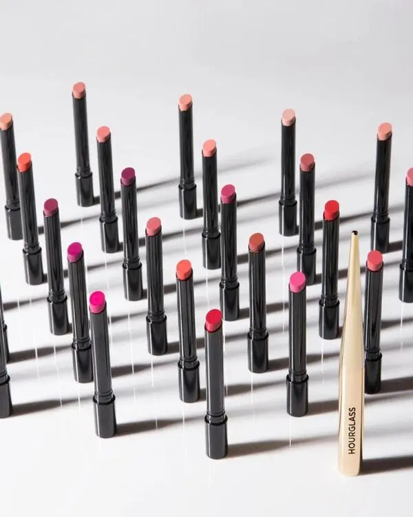 HOURGLASS Confession Ultra Slim High Intensity Lipstick Refill - Secretly