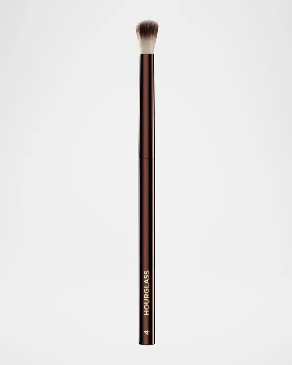 HOURGLASS No. 4 Crease Brush