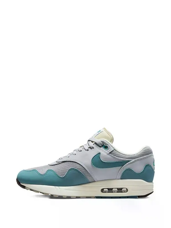 Nike X Patta Air Max 1 Sneakers - Silver