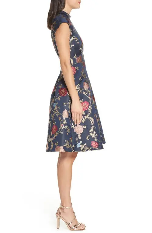 CHI CHI LONDON Floral Print Mock Neck Dress