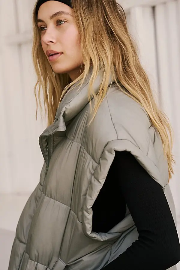 Free People In A Bubble Puffer Vest - Grey