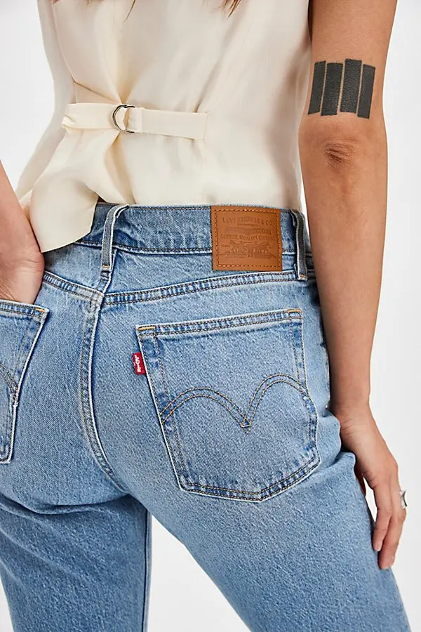 LEVI'S Wedgie Straight Jeans - Calling All Blues
