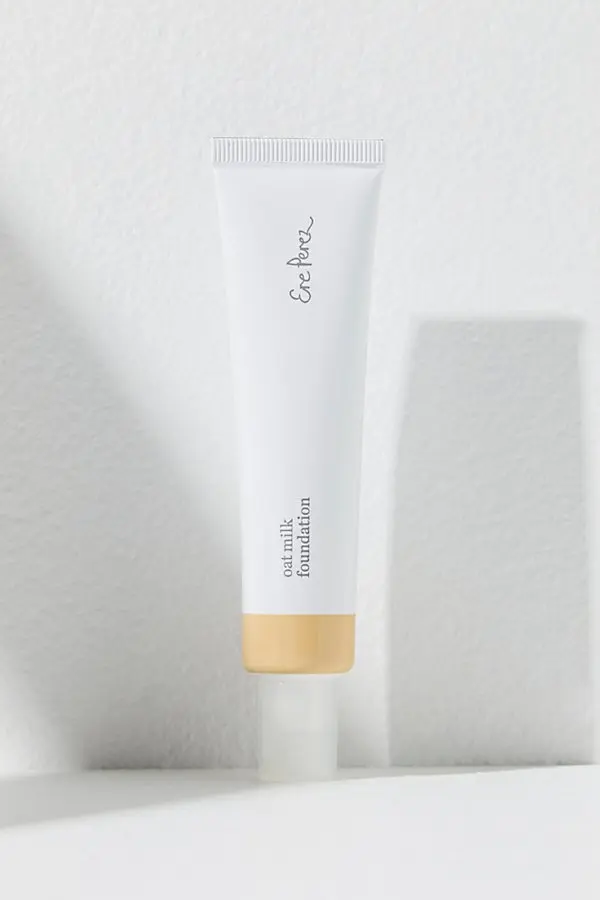 ERE PEREZ Oat Milk Foundation - Chai