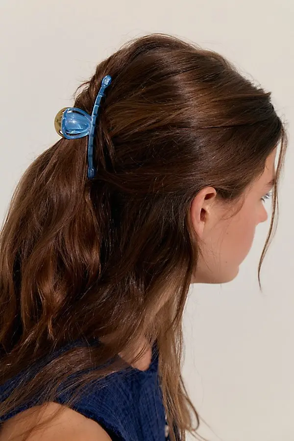 MEDUSA'S HEIRLOOMS Claw Clip - Blue Glitter