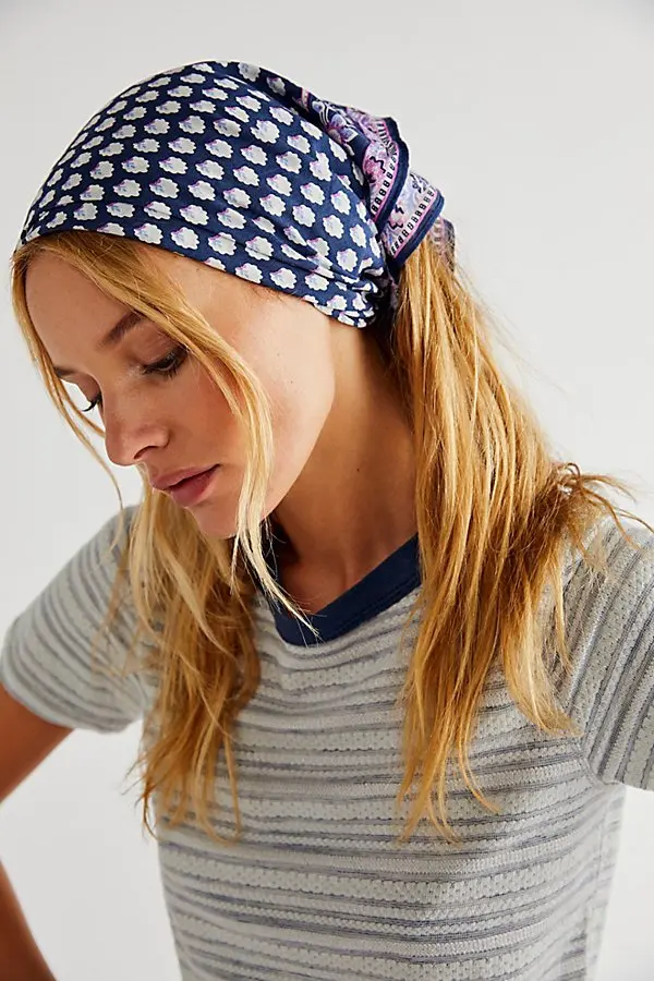 Free People Lotus Paisley Print Bandana - Indigo