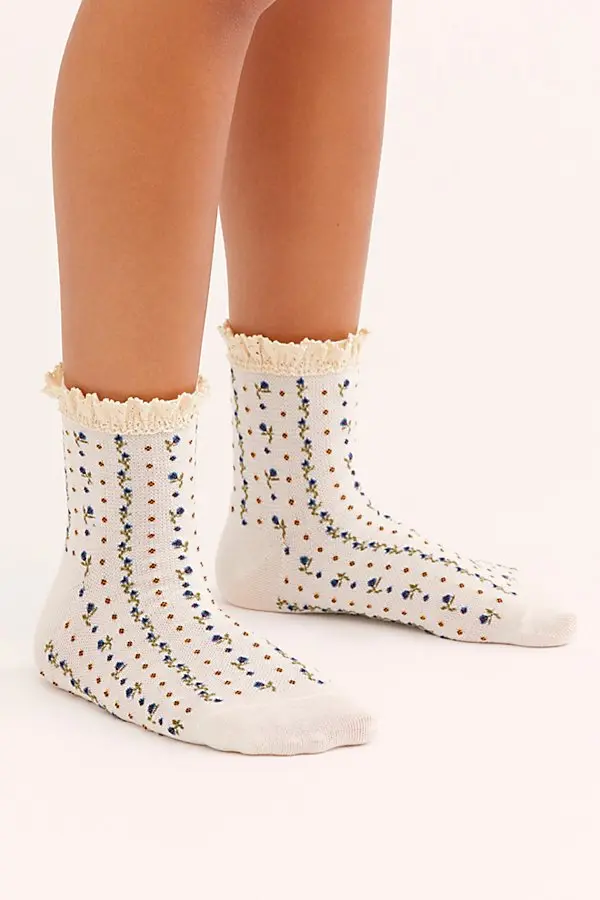 Free People Rosebud Waffle Knit Ankle Socks - Ivory