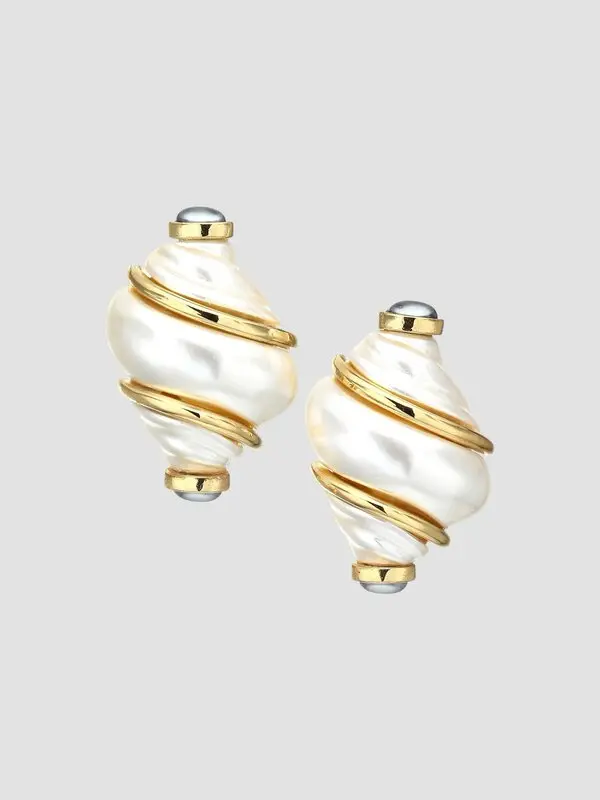 KENNETH JAY LANE Shell Clip-on Earrings