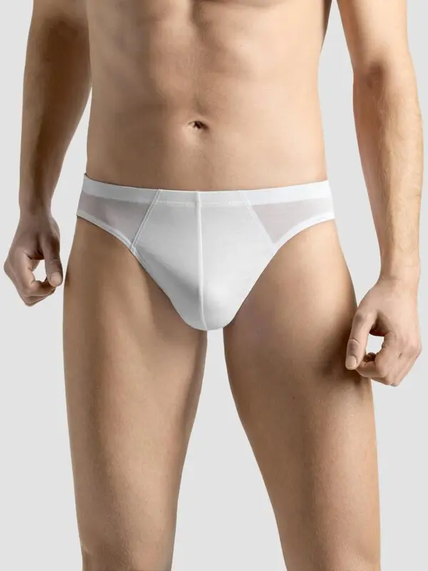 Hanro Cotton Sporty Three-quarter Briefs
