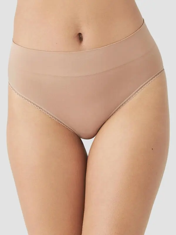 Wacoal Feeling Flexible Hi-cut Brief - Roebuck