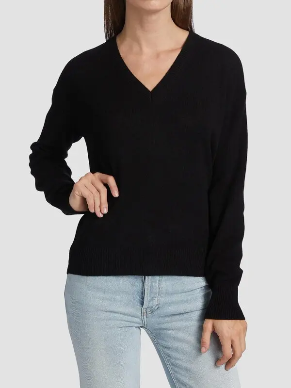 Theory Easy V-neck Cashmere Sweater - Black