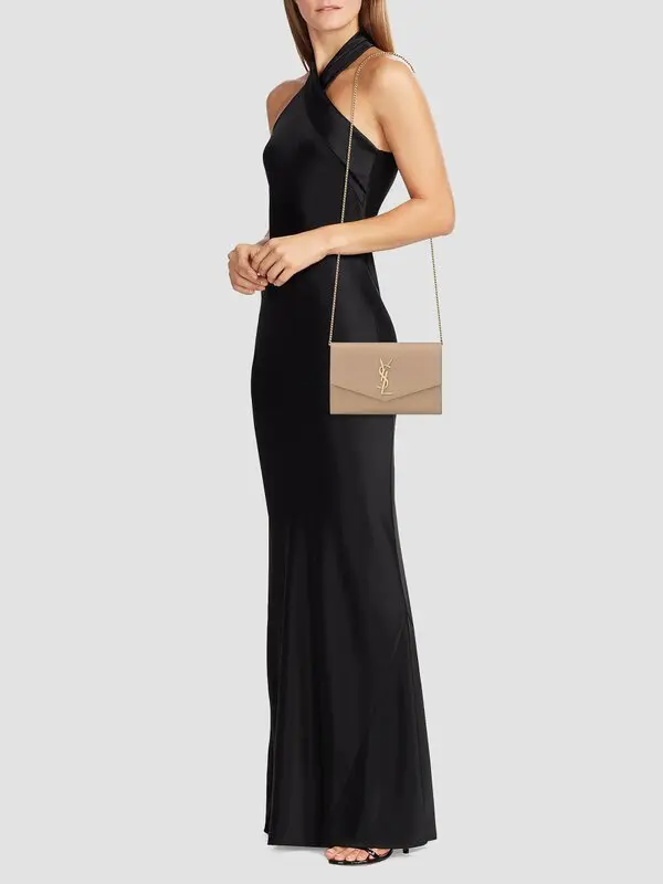 Saint Laurent Uptown Chain Wallet In Grain De Poudre Embossed Leather - Dark Beige