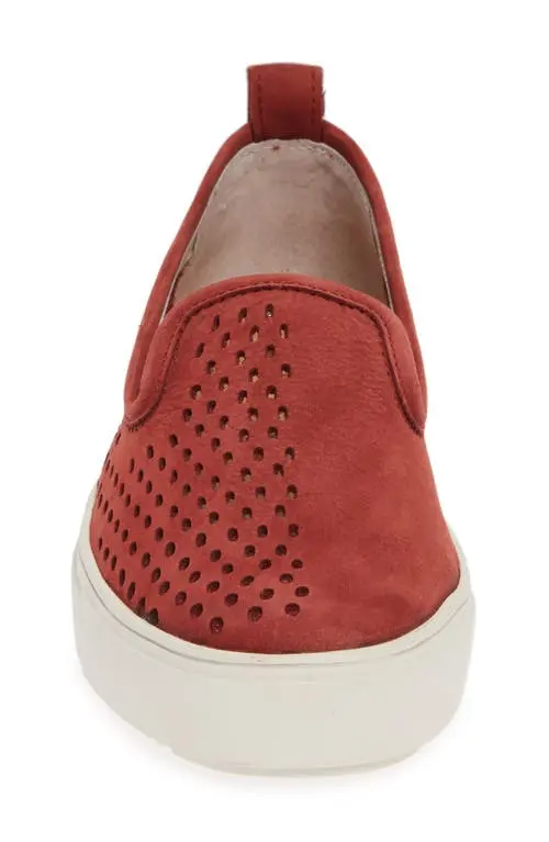 Blackstone Rl68 Perforated Slip-on Sneaker