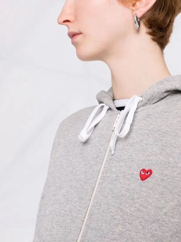 Play Comme Des Garcon Embroidered-motif Zip-front Hoodie - Grey