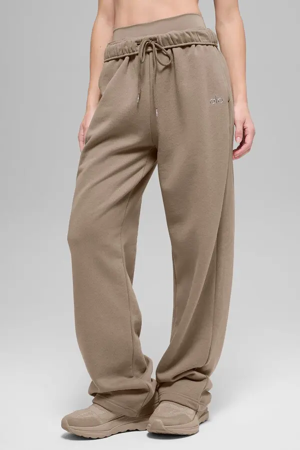 Alo Yoga Accolade Straight Leg Sweatpant - Gravel