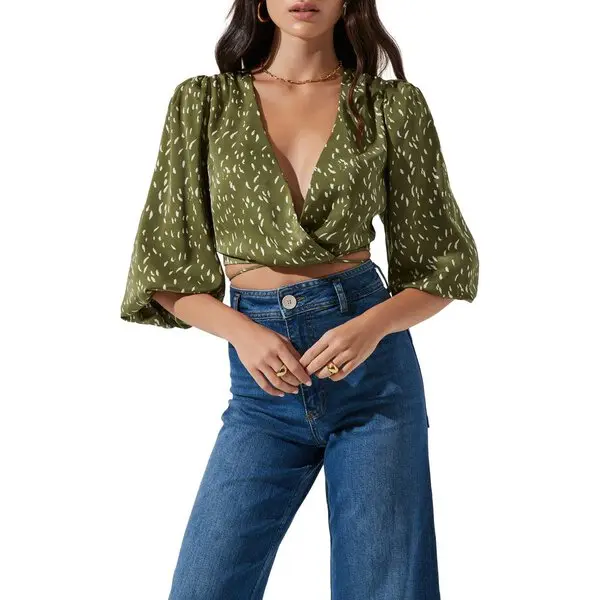 Astr The Label Wrap Front Cutout Top