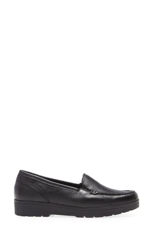 ARA Dewitt Platform Loafer - Black Gauchosoft