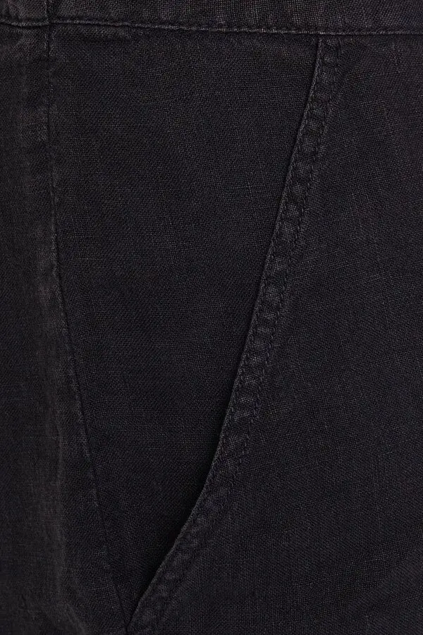 FRAME Le Beau Linen Shorts