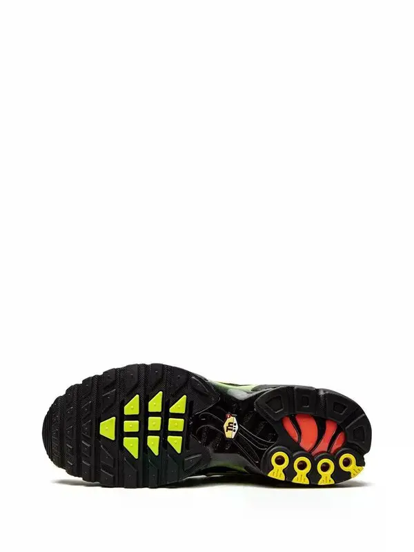 Nike Max Plus Sneakers - White
