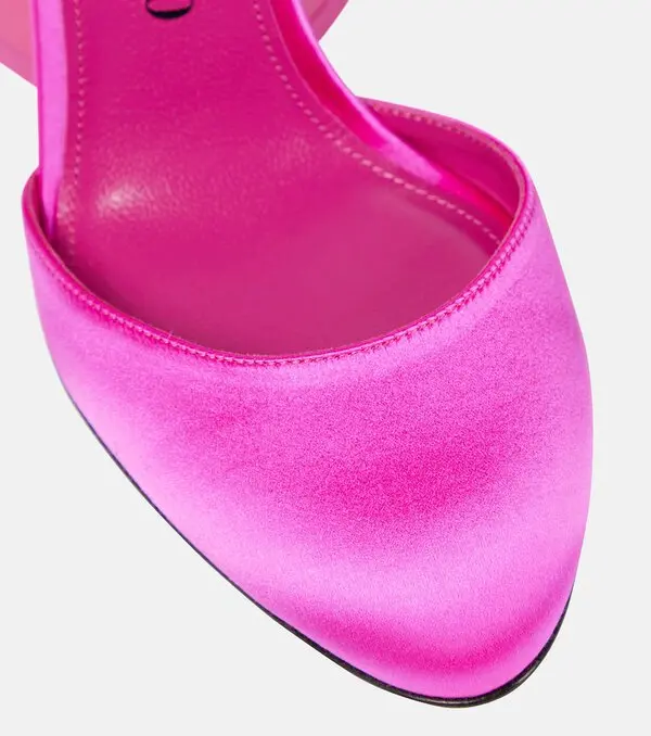 Attico Luz Satin Pumps