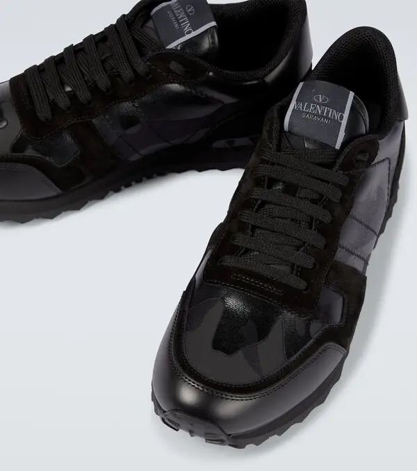 Valentino Garavani Leather Rockrunner Sneakers - Black