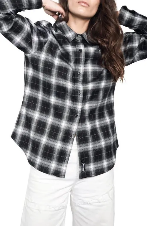 WILDFANG The Essential Plaid Flannel Button-up Shirt