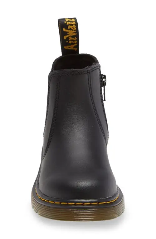 Dr. Martens 2976 Chelsea Boot