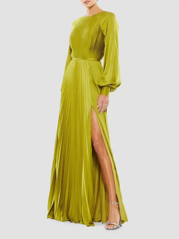 Mac Duggal Ieena Pleated A-line Chiffon Gown - Apple Green