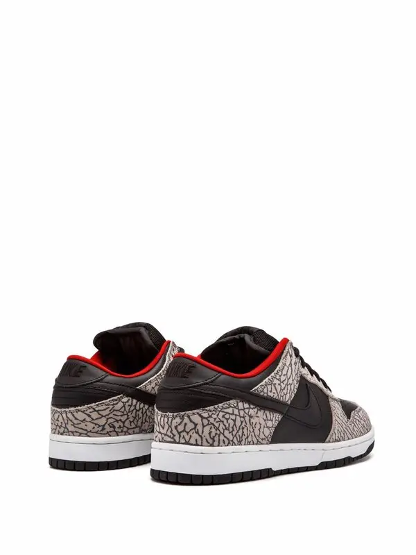 Nike X Supreme Sb Dunk Low Pro Sneakers - Black