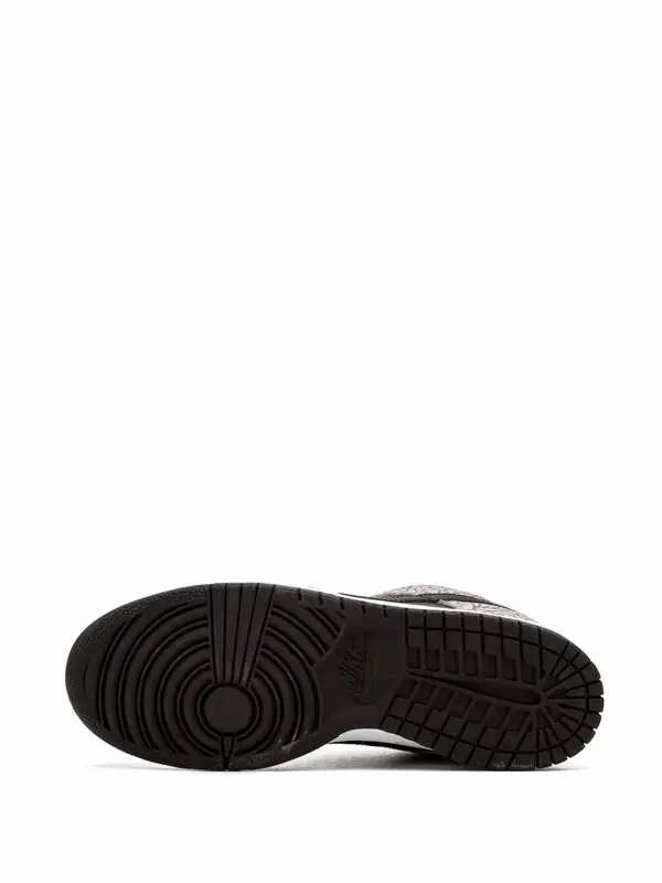 Nike X Supreme Sb Dunk Low Pro Sneakers - Black