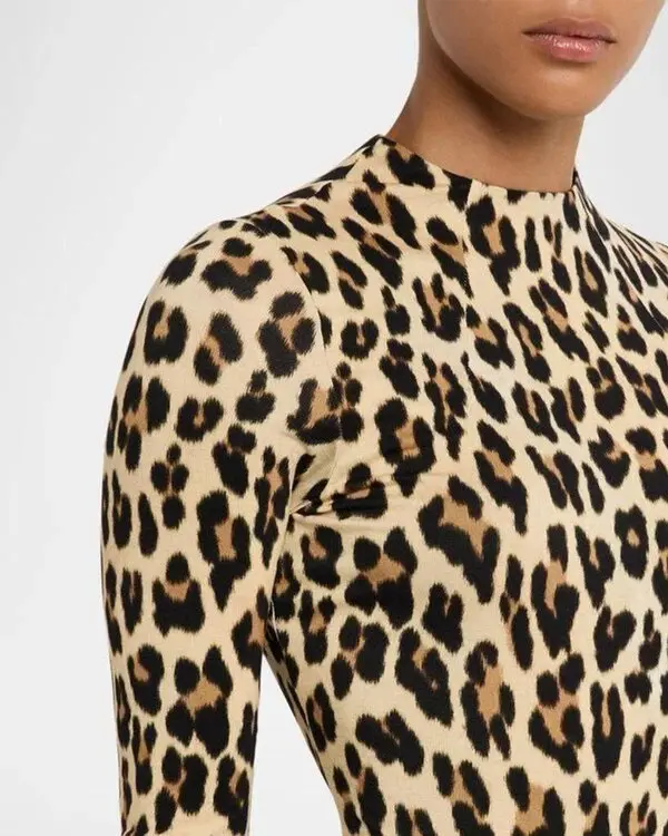 Alice + Olivia Delora Fitted Mock-neck Dress - Leopard