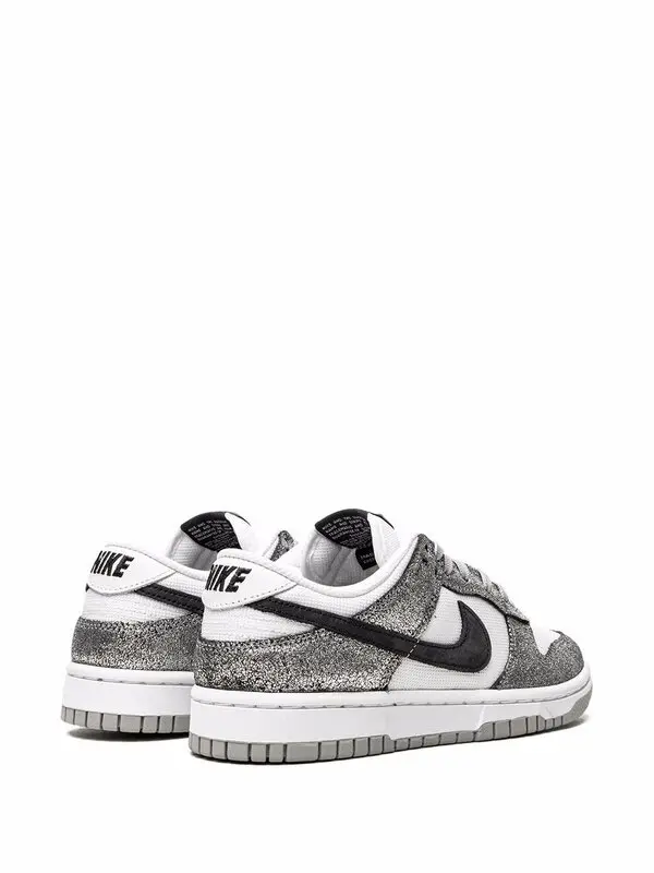 Nike Dunk Low Golden Gals Sneakers - Grey