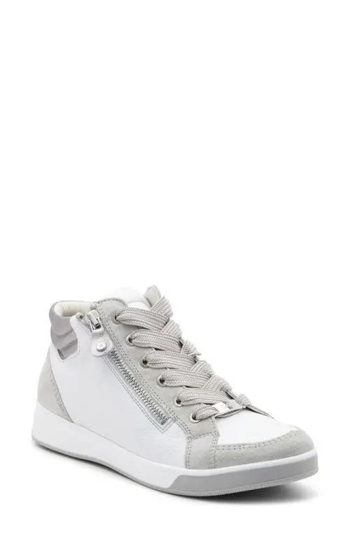 ARA Rei High Top Sneaker