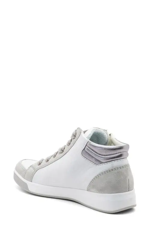 ARA Rei High Top Sneaker