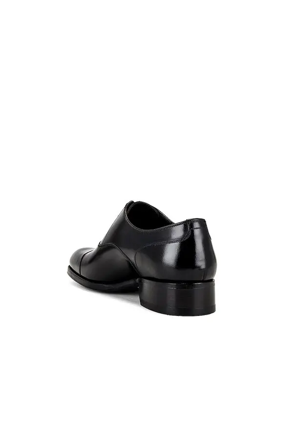 Tom Ford Edgar Lace Up Dress Shoe In Black