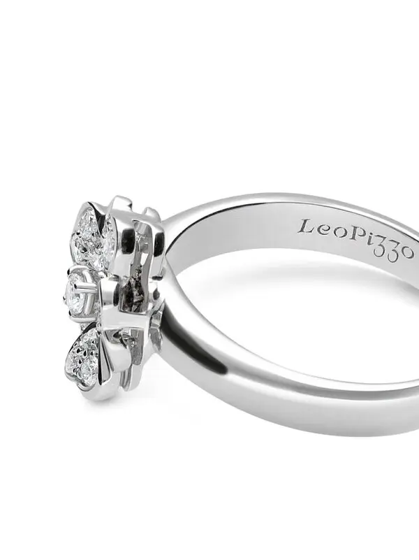 LEO PIZZO 18kt White Gold Diamond Floral Ring