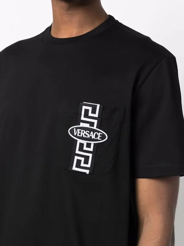 【Sam】【美品】Versace ロゴ Tシャツ 38 Versace Logo Writing Print T Shirt Versace