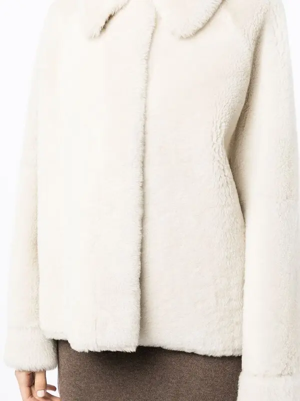 Goen.j Dolman Sleeves Shearling Jacket
