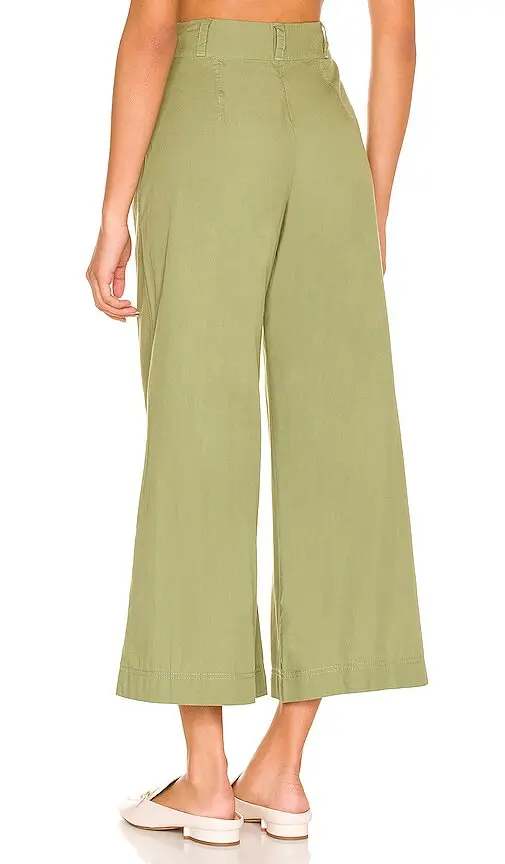 Free People Menorca Cropped Solid Pant In Sage